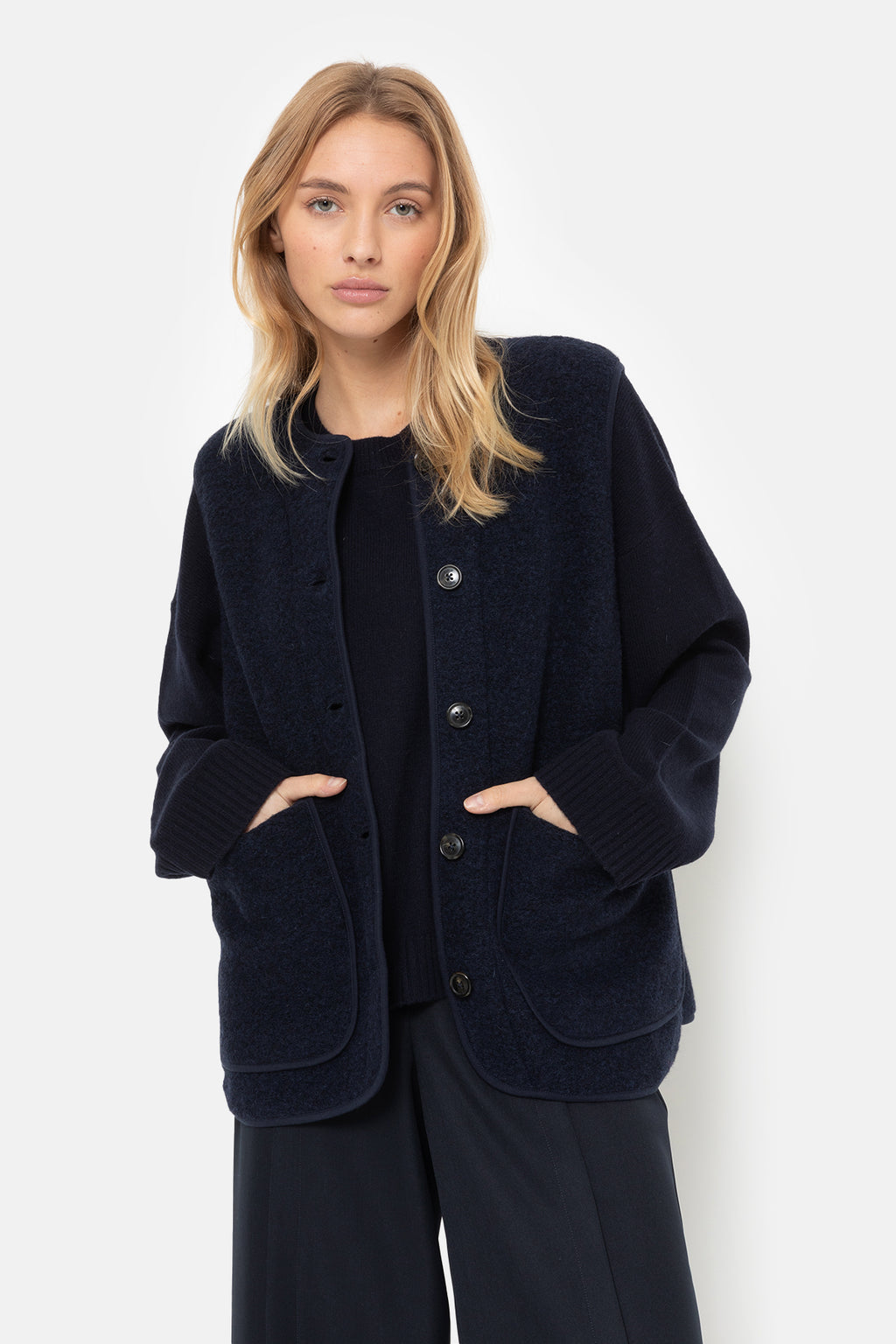 Madison Sleeveless Jacket | Navy Blue – Âme antwerp